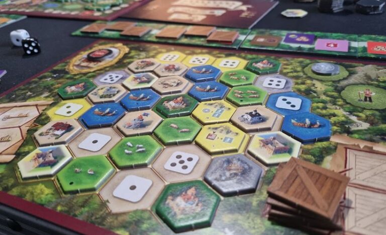 How to play Castles of Burgundy: rules, setup and strategies explained